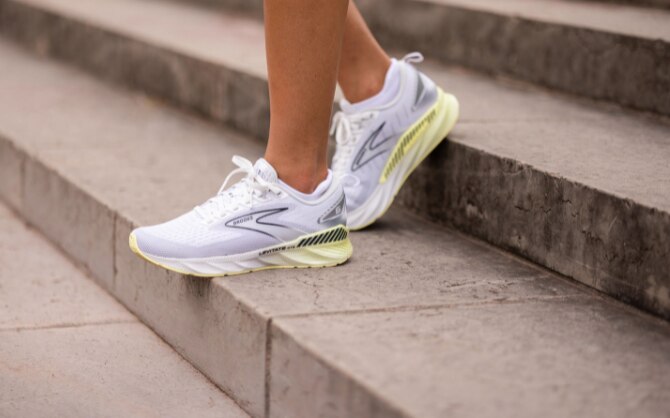 How Our GuideRails Technology Helps Runners | Brooks Running