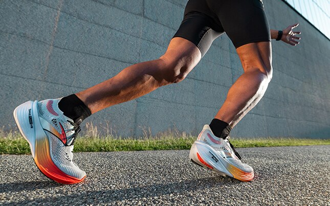 Best Winter Running Shoes for Speed – Hyperion Elite | Brooks Running